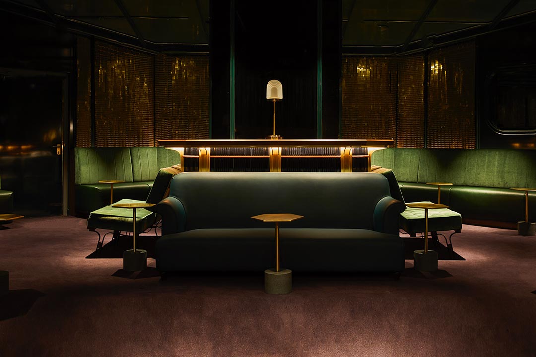 Brilliant Lady Cruise Ship Details | Priceline Cruises