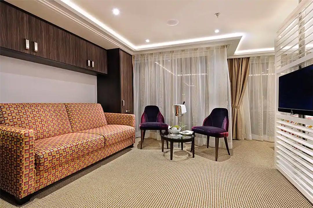 AmaLucia Cruise Ship Details | Priceline Cruises